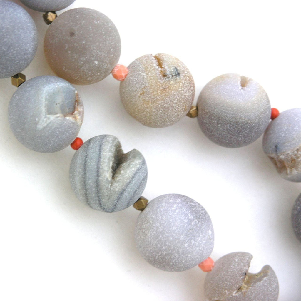 Details to Her Elegance – Elva Fields