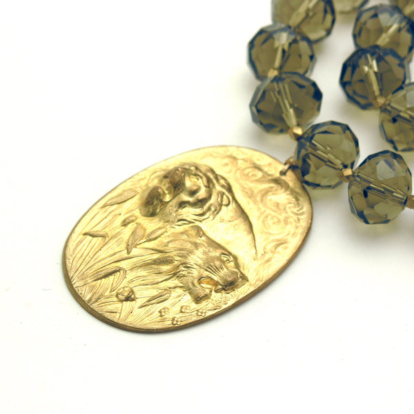 Roaring Laughter – Elva Fields