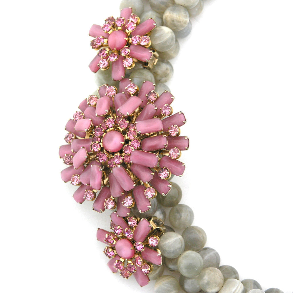 Girls Night Gray – Elva Fields